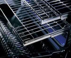Cool Touch ™ Oven Door