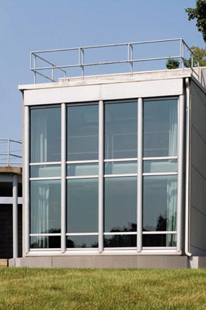 Solarban ® 70XL Solar Control Low-E Glass